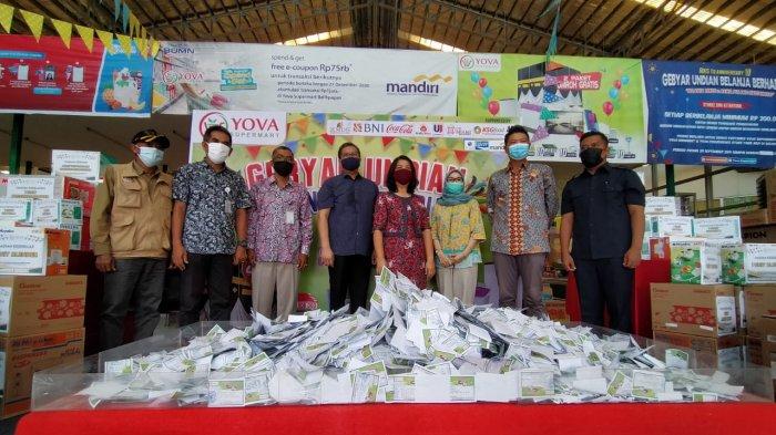 Yova Mart Undi Ratusan Hadiah Perayaan Satu Dekade, Dua Paket Umrah ...