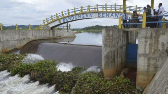 Air Bendungan Benanga Samarinda Mulai Berkurang, Petani Kesulitan ...