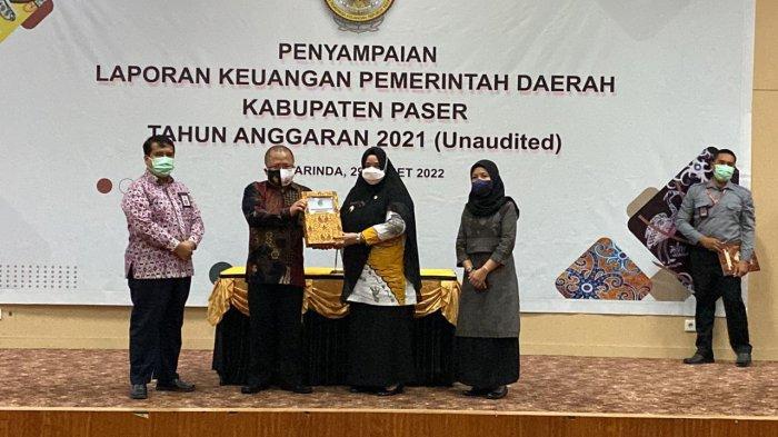 Serahkan LKPD ke BPK, Wabup Paser Target Bisa Raih Opini WTP Lagi - Tribunkaltim.co