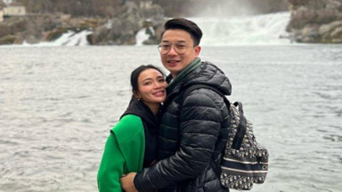 Kabar Pernikahan Wika Salim Makin Santer Usai Max Adam Unggah Foto dan ...