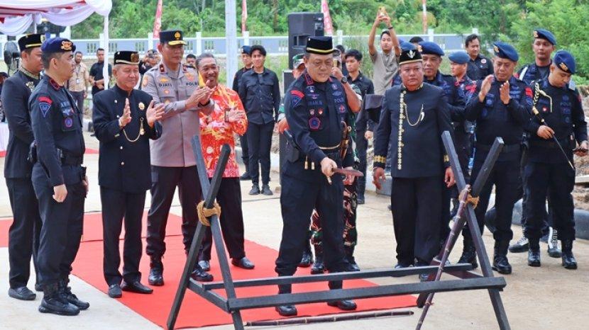 Bikin Resah, ODGJ di Balikpapan Diamankan Warga dan Anggota Brimob Polda Kaltim - Tribunkaltim.co