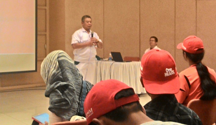 Ini Alasannya Kenapa Seragam Karyawan Honda Berwarna Putih ...