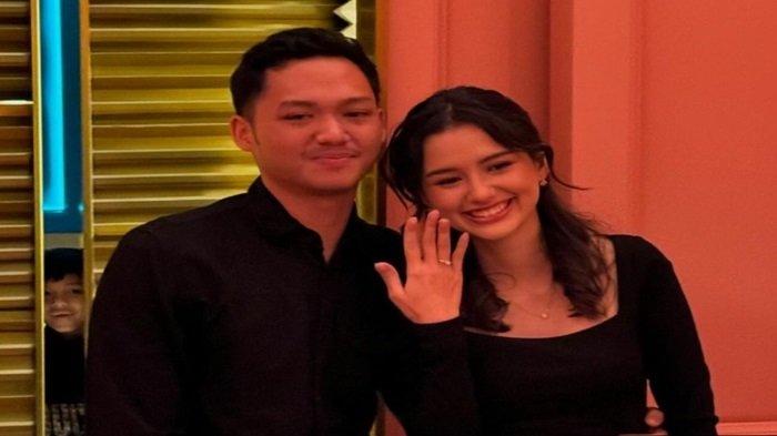 Azriel Hermansyah Resmi Lamar Sarah Menzel, Sang Kekasih Siap Pindah ...