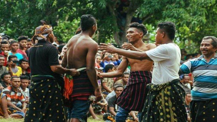 Atraksi Sagi So’a dan Larik Riung Bakal Dipentaskan di Kota Kupang ...