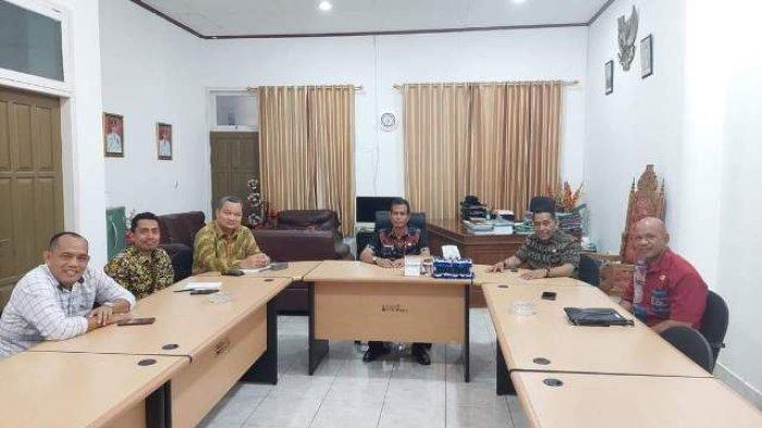 Pemkab Sumba Timur dan ILO Kerja Sama Tingkatkan Kualitas SDM Petani ... Pemkab Sumba Timur dan ILO Kerja Sama Tingkatkan Kualitas SDM Petani ...