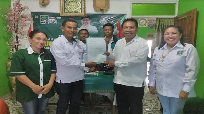 Bacawabup Jonas Lun Kunci Pintu PKB Rote Ndao - Pos-kupang.com