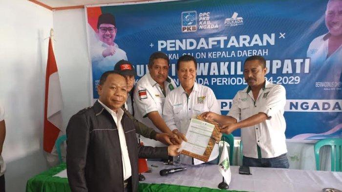 Duet Ray Bena-Berny Dhey Mengerucut di Pilkada Ngada 2024 - Pos-kupang.com