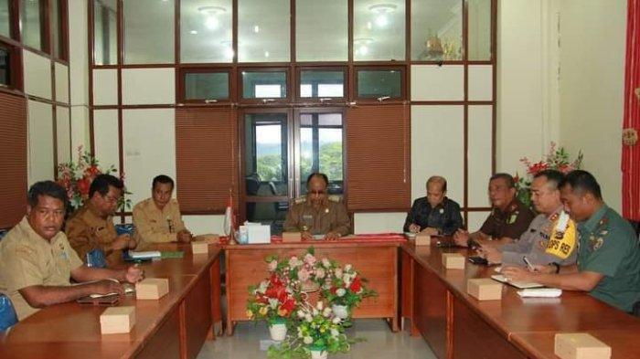 Antisipasi Kerawanan.Jelang Pemilu 2024, Bupati Sumba Barat Gelar Rapat ...