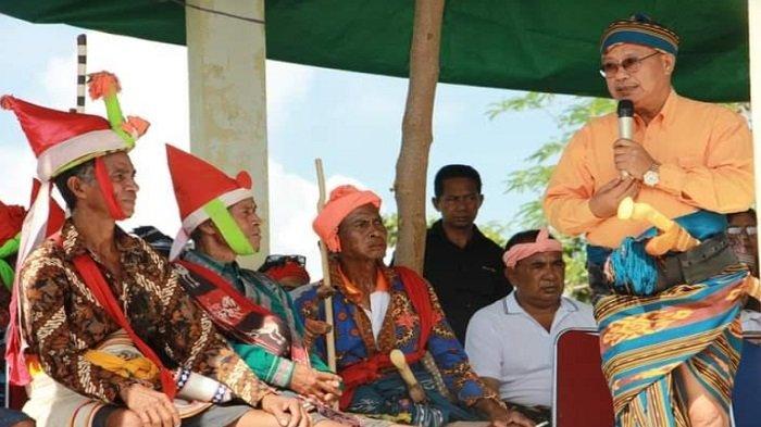 Hadiri Ritual Adat Pasola Gaura, Sumba Barat Bupati Yohanis Janji Bantu ...