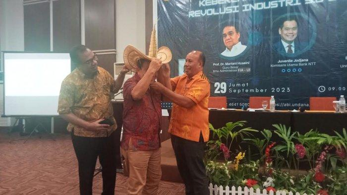 Sampaikan Tantangan Skill Industri Masa Depan, Guru Besar FIA UI: Orang ...
