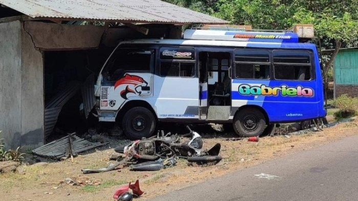 Ban Bus Gabriela Meledak, Tabrak Pengendara Sepeda Motor di Flores Timur Hingga Tewas - Pos ...