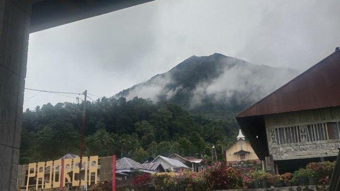 Wisata NTT, Pesona Gunung Api Ebulobo, Wisata Pendakian di Nagekeo NTT ...