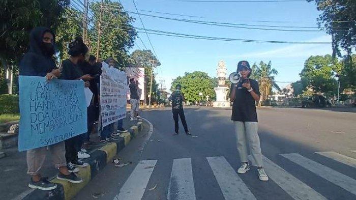 Aksi Hari Buruh 1 Mei di Sikka NTT, Tolak Upah Murah dan Stop TPPO ...
