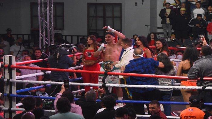 Hasil Tinju Dunia, Lester Martinez Menang KO Ronde 2 atas Ruben Angulo ...