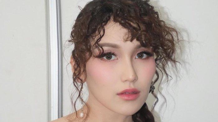 Ayu Ting Ting Makin Mempesona di Usia 32 Tahun, Sang Biduan Pamer Gaya ...