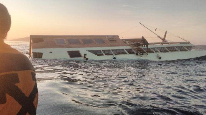 BREAKING NEWS: Kapal Wisata Angkut Turis Asing Tenggelam di Labuan Bajo Manggarai Barat NTT ...