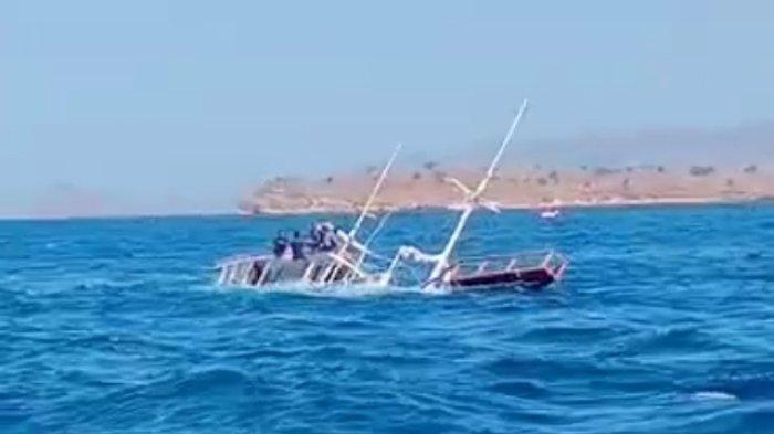 BREAKING NEWS: Kapal Wisata Angkut 9 Wisatawan Malaysia Tenggelam di Labuan Bajo - Pos-kupang.com