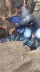 Niat Membantu, Dua Warga Lokoboko Ende Malah Tewas Tertimbun Tembok Penyokong Kapela yang Roboh ...