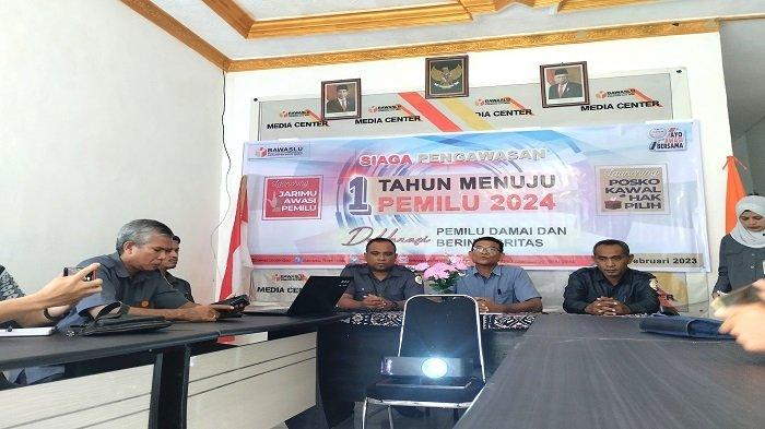 Bawaslu Rote Ndao Luncurkan Aplikasi Jarimu Awasi Pemilu dan Posko Kawal Hak Pilih - Pos-kupang.com