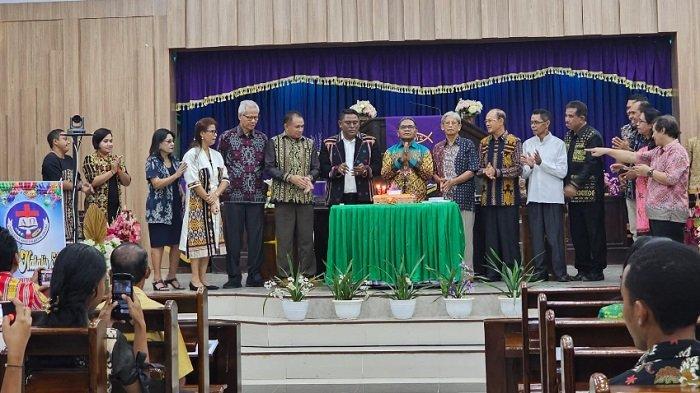 Ketua Sinode GMIT: Lulusan Fakultas Teologi UKAW Banyak Beri Sumbangsih ...