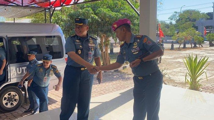Logistik Mabes TNI Angkatan Laut Kunjungi Danyonmarhanlan VII Kupang ...