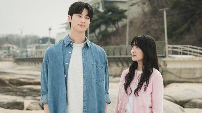 Nonton Lovely Runner Episode 13 Sub Indo Lengkap dengan Sinopsis Drama Korea dan Jadwal ...