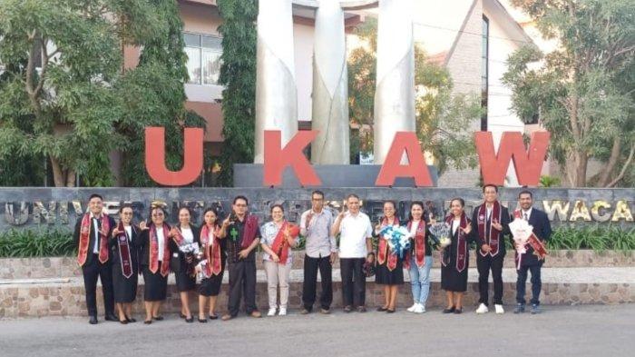 Pascasarjana UKAW Kupang Panen 14 Magister Teologi - Pos-kupang.com