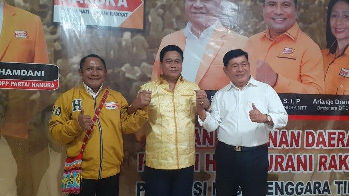 Pilkada Kabupaten Kupang, Melianus Akulas Resmi Bergabung di Partai Hanura NTT - Pos-kupang.com