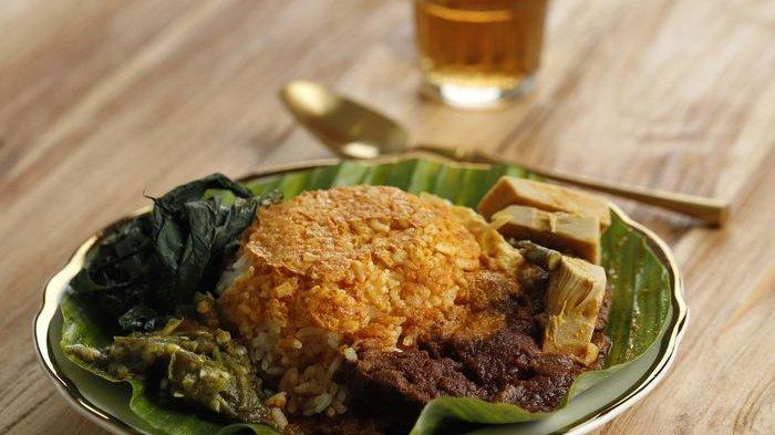 Beras Jadi Penyumbang Terbesar Inflasi Februari, Harga Nasi dan Lauk di Warteg Melonjak - Pos ...