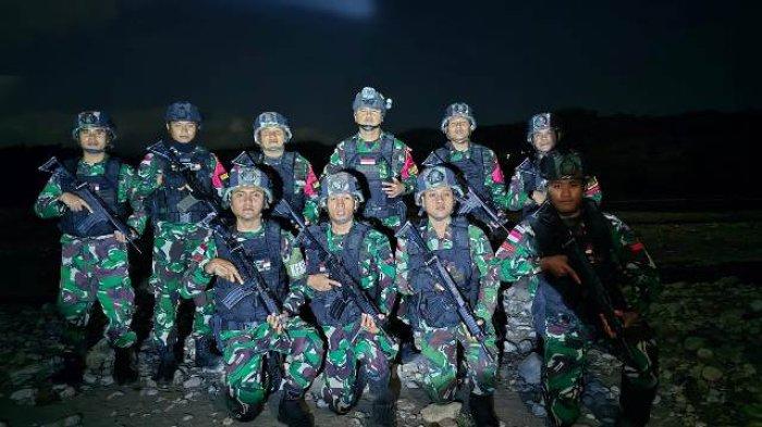 Cegah Penyelundupan di Perbatasan, Satgas Yonkav 6/Naga Karimata Patroli Malam di Jalan Tikus ...