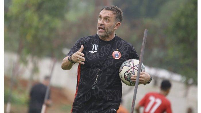 Jelang Liga 1 2023/2024, Thomas Doll Perhatian Khusus Buat Resky Fandi ...