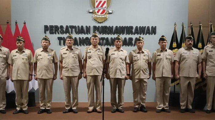 Mayjen Komaruddin Simanjutak Dikukuhkan Jadi Ketum PPAD Gantikan Alm Letjen Doni Monardo - Pos ...