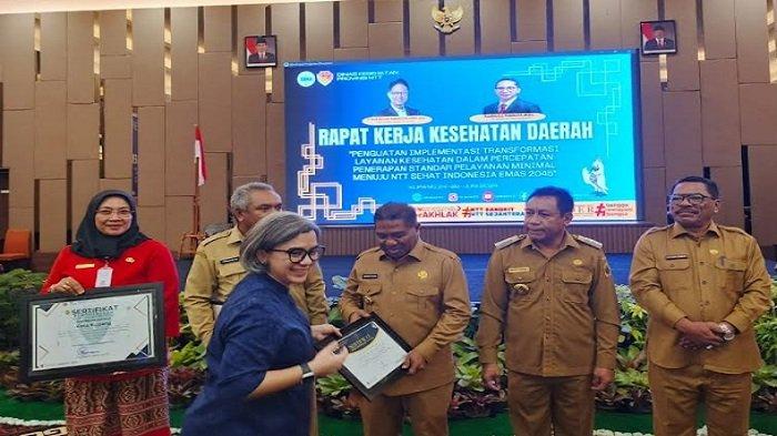 Rote Ndao Terima Penghargaan 100 Persen RME Puskesmas Terintegrasi Satu ...