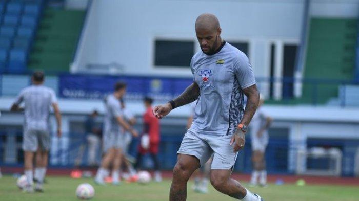 Bojan Hodak Pastikan David da Silva Mulai Pulih dari Cedera Dipastikan ... Bojan Hodak Pastikan David da Silva Mulai Pulih dari Cedera Dipastikan ...