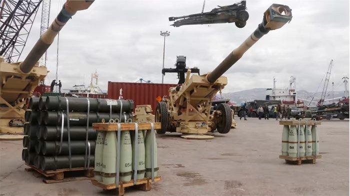 Perang Rusia vs Ukraina Rusia Temukan Gudang Senjata Darurat Azov, Ada ...