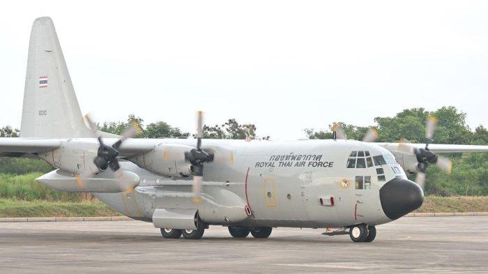 Pesawat Militer Milik RTAF Transit di Lanud El Tari Kupang Sebelum ...