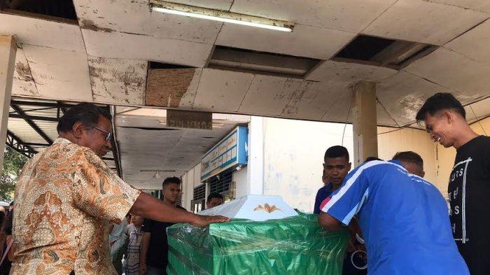 Jenazah Anggreani Kudu Lobo Korban Bunuh Diri di Jembatan Liliba ...