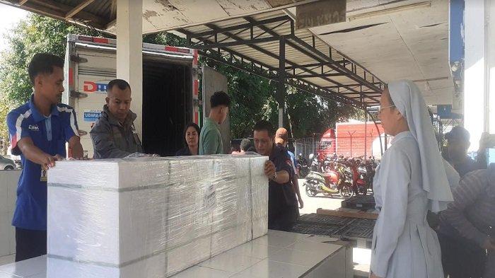 Satu Jenazah PMI Non Prosedural Asal NTT dari Malaysia Tiba di Bandara ...