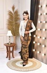 Rambu Konda Praing Mendedikasikan Hidup untuk Membantu Banyak Orang ...