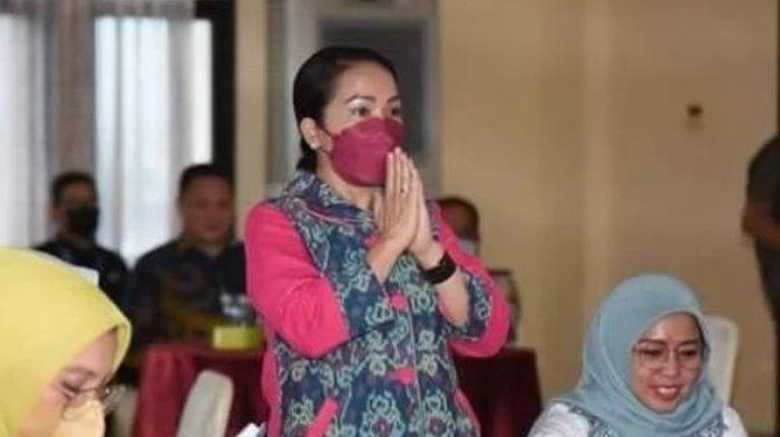 Ratu Wulla 'Menghilang' Usai Mengundurkan Diri, Tomas: Masyarakat Belum Dapat Penjelasan - Pos ...