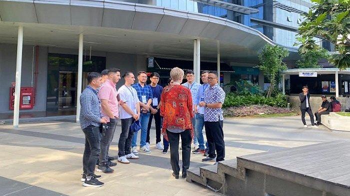 Rudenim Kupang Utus Petugas Lakukan Pengawalan Pengungsi - Pos-kupang.com