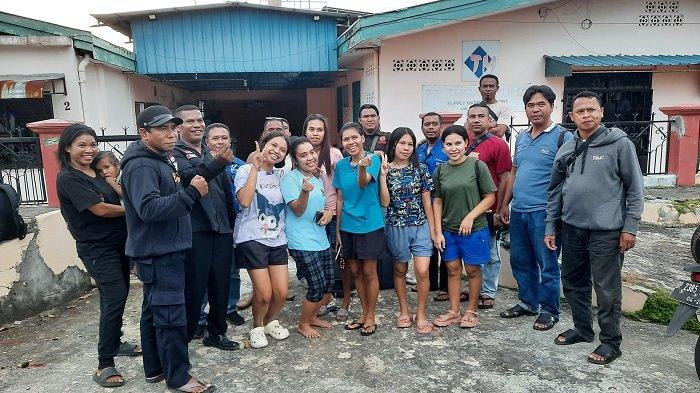 Satgas Peduli Amankan 7 Warga NTT Diduga jadi Korban Eksploitasi di Batam - Pos-kupang.com