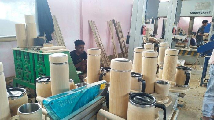 Lipsus - Bambu Sanggah Ekonomi Kabupaten Ngada - Pos-kupang.com