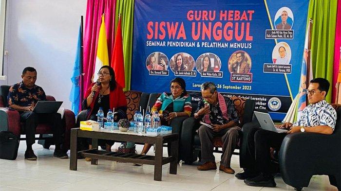 Seminar Nasional di SMPK Sint. Gabriel Larantuka: Guru Harus Dapat ...