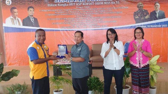 Staf Inkopdit Ajak SAHABAT Kopdit Obor Mas Buka Usaha - Pos-kupang.com