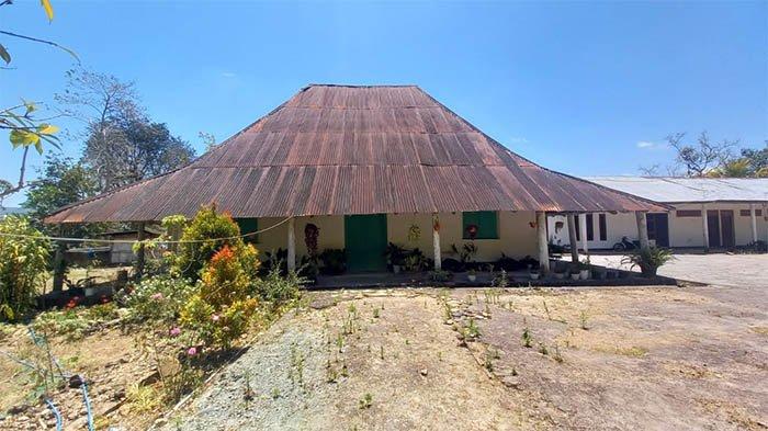 Wisata NTT , Sonaf Ajaobaki di Timor Tengah Selatan Jejak Sejarah Masa ...