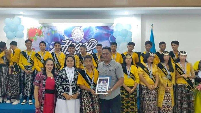 47 Peserta Didik SMPK Mother Ignacia Rote Ndao Lulus 100 Persen - Pos ...