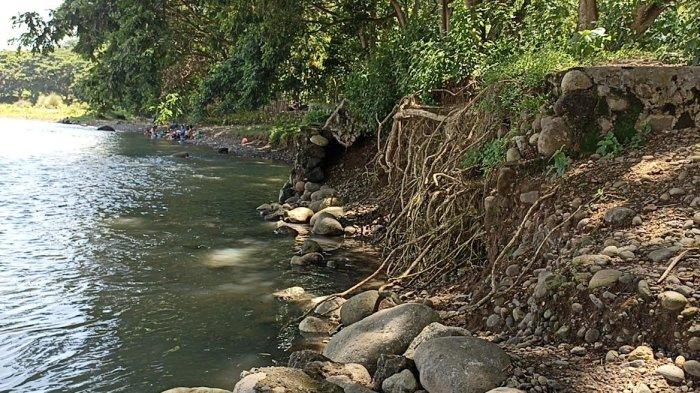 Dinas PUPR Manggarai Timur Normalisasi Sungai Waebobo Segmen Golput dan ...