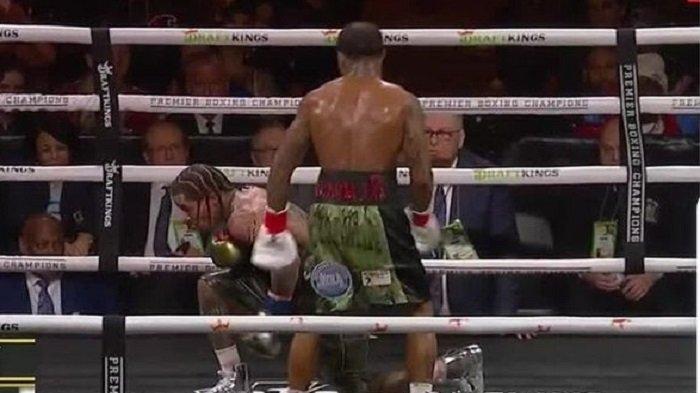 Tinju Dunia, Aksi Berlutut Gervonta Davis Dapat Kecamatan Terence ...