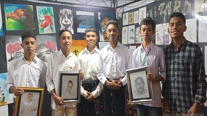 Hasil Lukisan Tio Salmari Siswa Seminari St Pius XII Kisol Dipamerkan ...